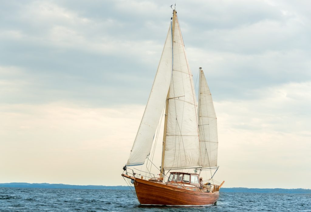 Izbrauciens ar buru jahtu "Buru Guru" | Latgales tūrisma mājaslapa